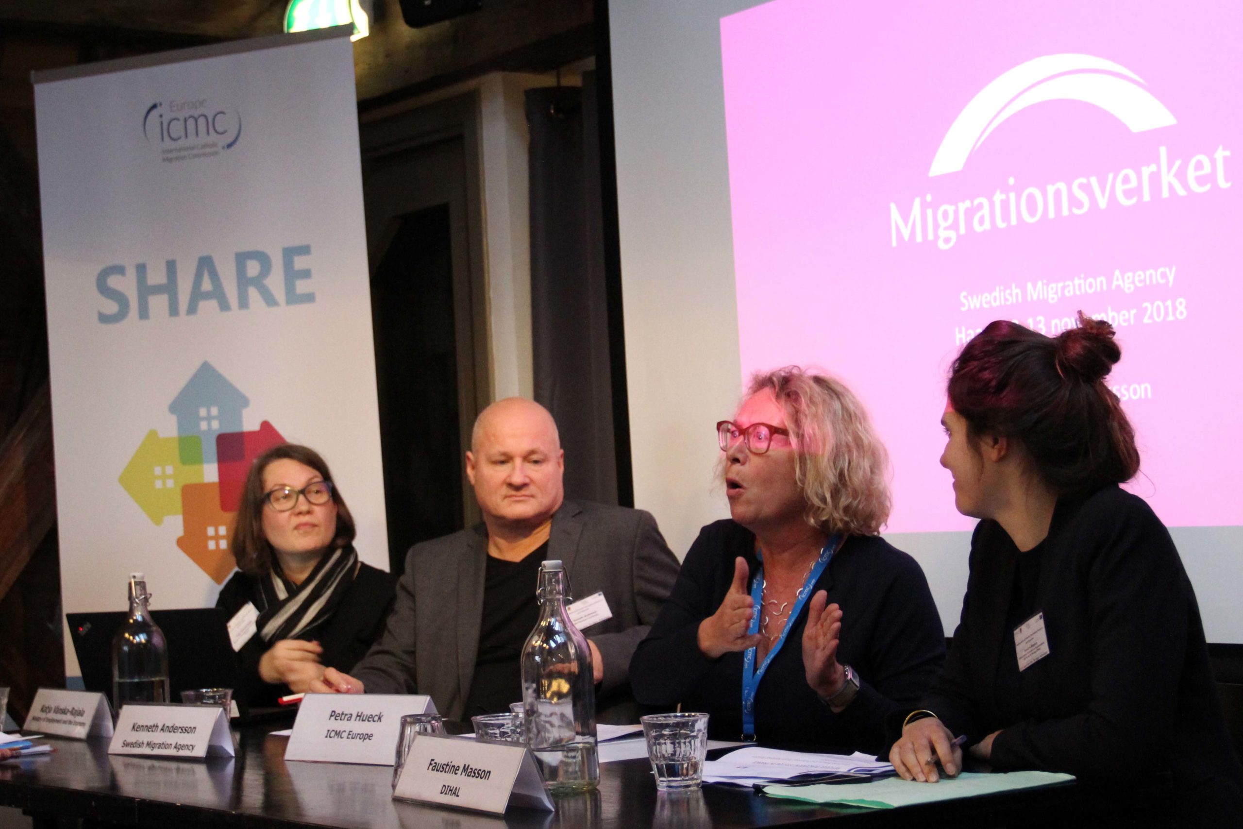 Supporting Integration of Refugees in Small European Communities - The ...